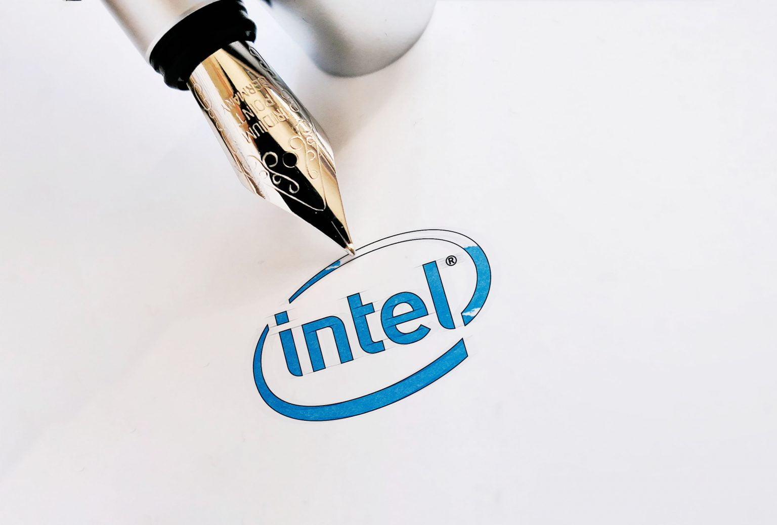 Ink Pen Logo Mockup – GraphicsFamily