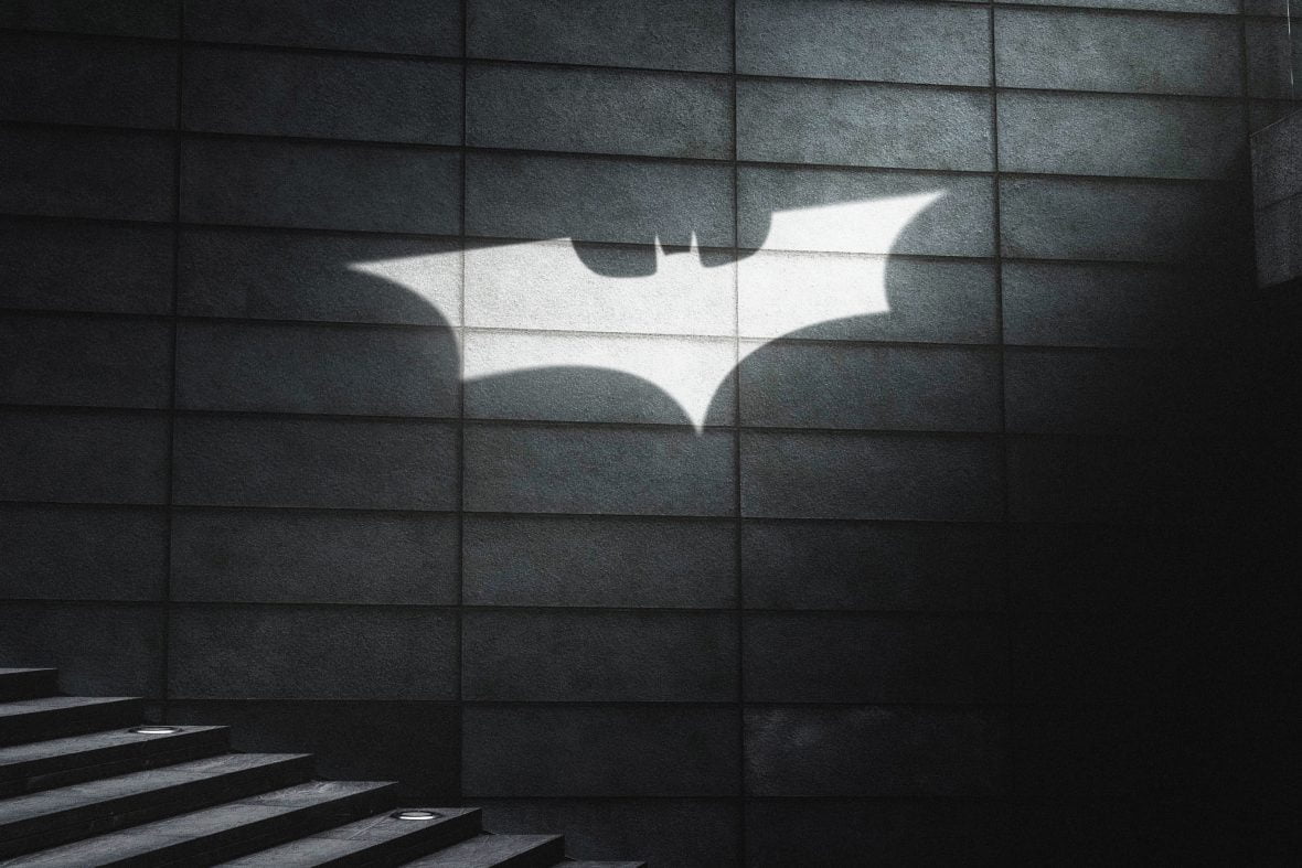 Cinematic Light Rays Logo Mockup – GraphicsFamily